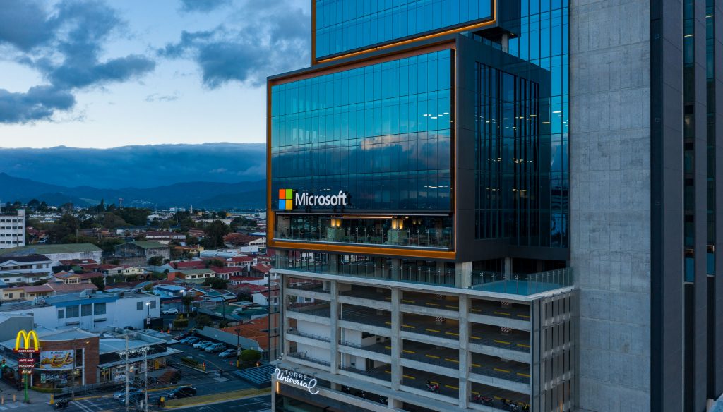 Torre Universal - Instatec S.A.